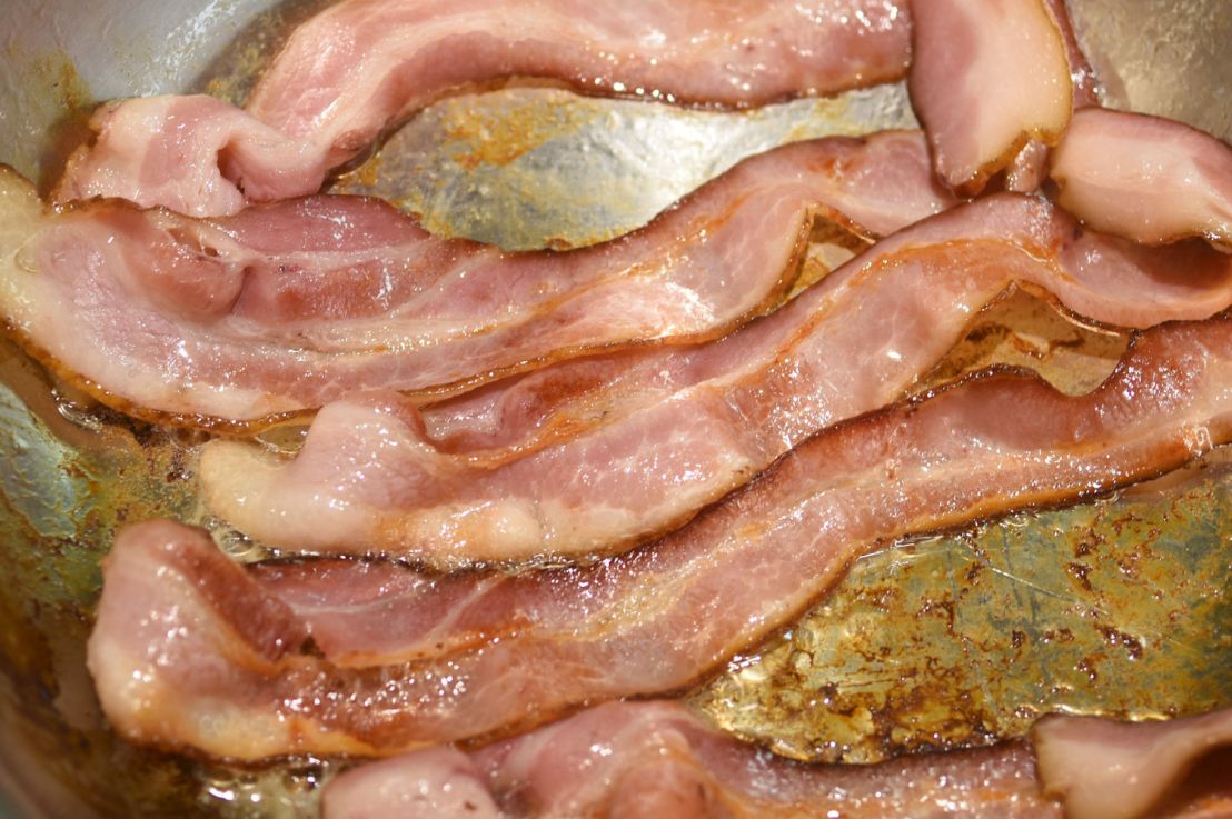 We try Nueske’s Premium Bacon – Food Science Institute